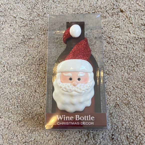 Houdini | Dining | Wine Bottle Santa Decor | Poshmark